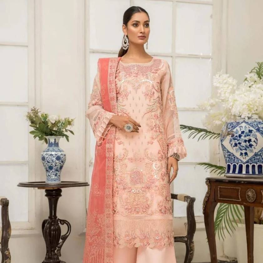 Aroshi's Bahar 2024 Collection: Step into Spring with Style – Saleem Fabrics Traditions