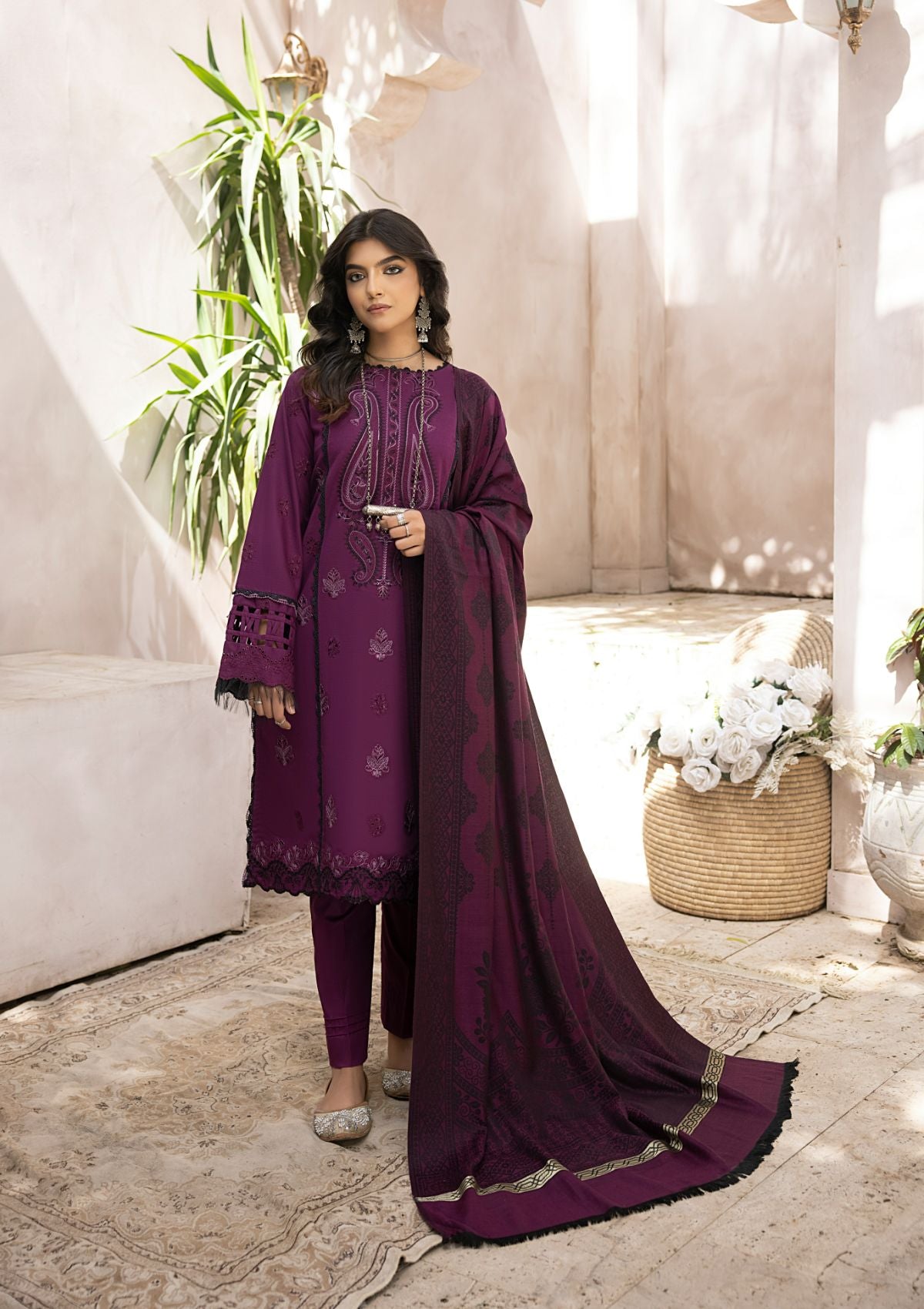 Winter Collection - Humdum - Elak - D#06 – Saleem Fabrics Traditions