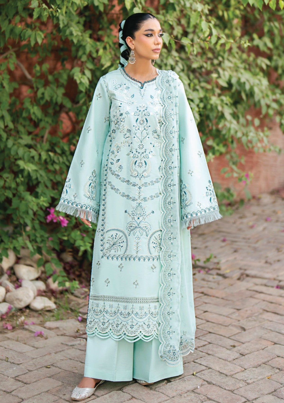 Lawn - Humdum - Selin - HS25#06 – Saleem Fabrics Traditions