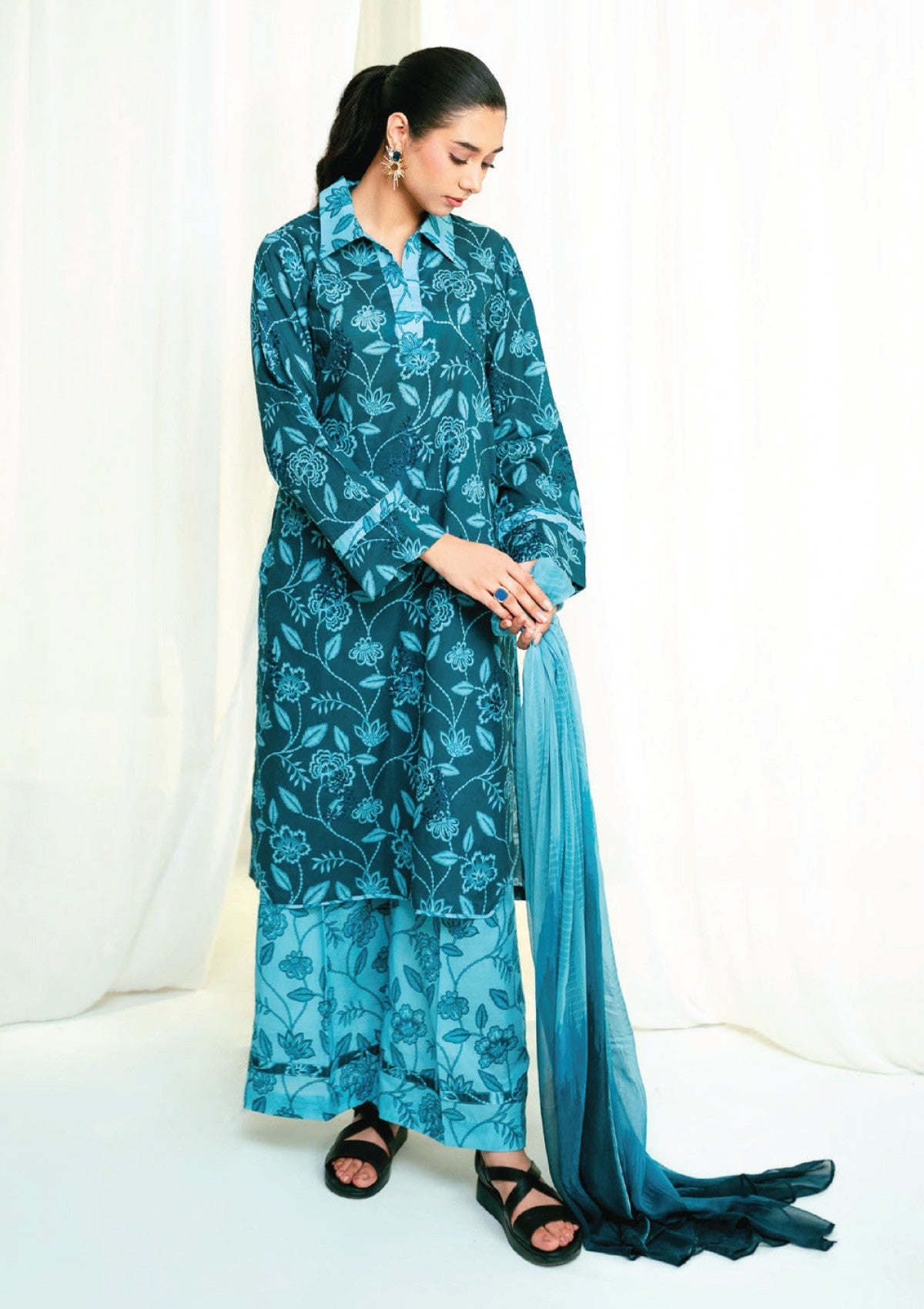 Lawn - Humdum - Rang e Bahar - HRB25#10 – Saleem Fabrics Traditions