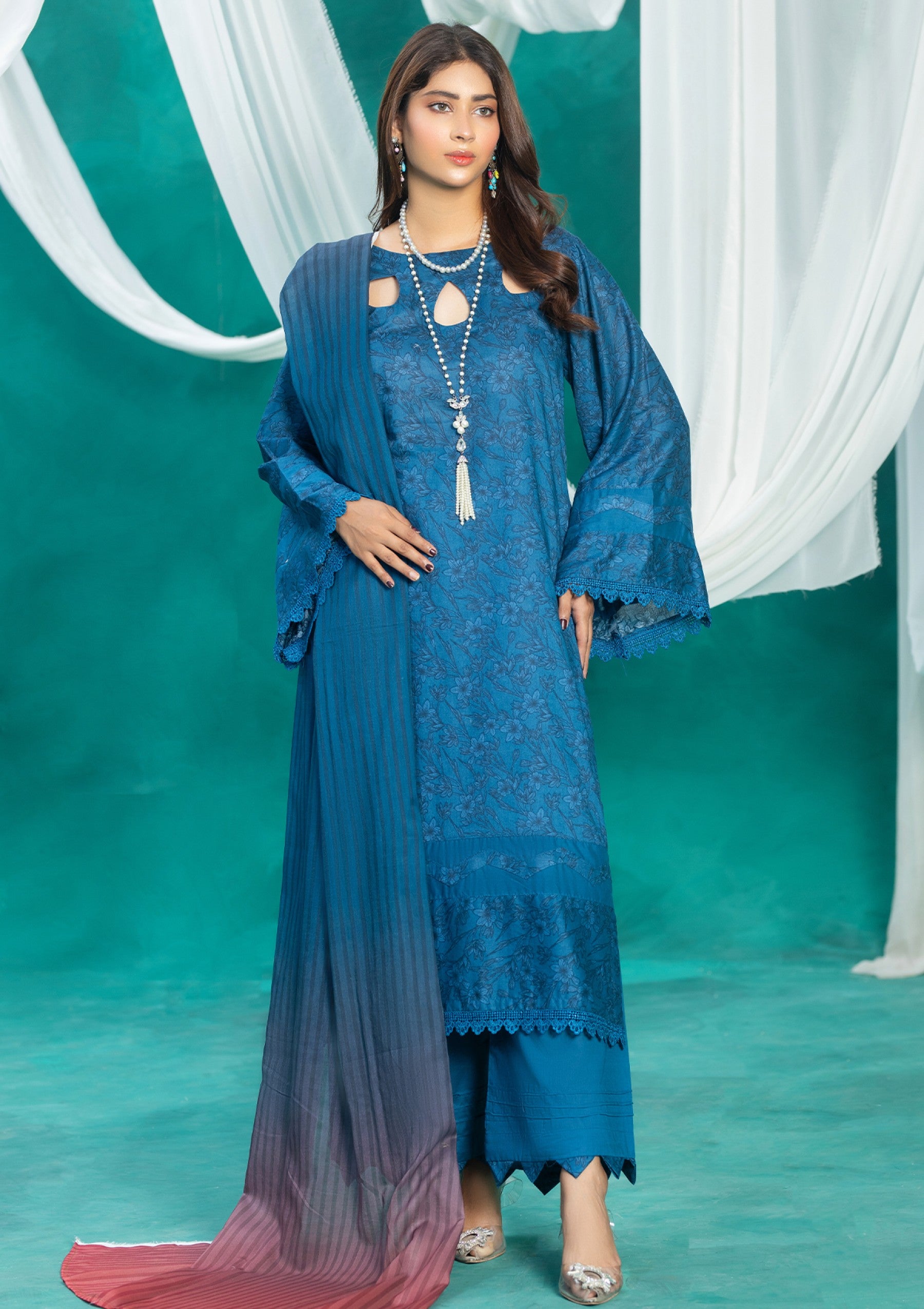 Lawn Collection - Humdum - Aangan - HA24#06 – Saleem Fabrics Traditions