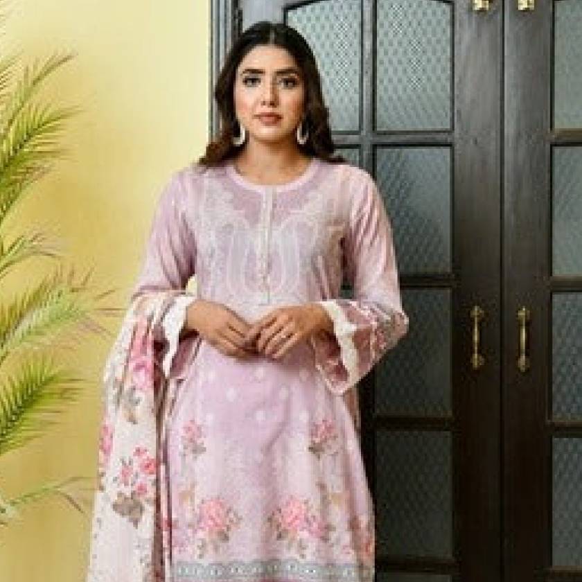 Maryam Malik Synonymous and Elegant Aesthetic – Saleem Fabrics Traditions