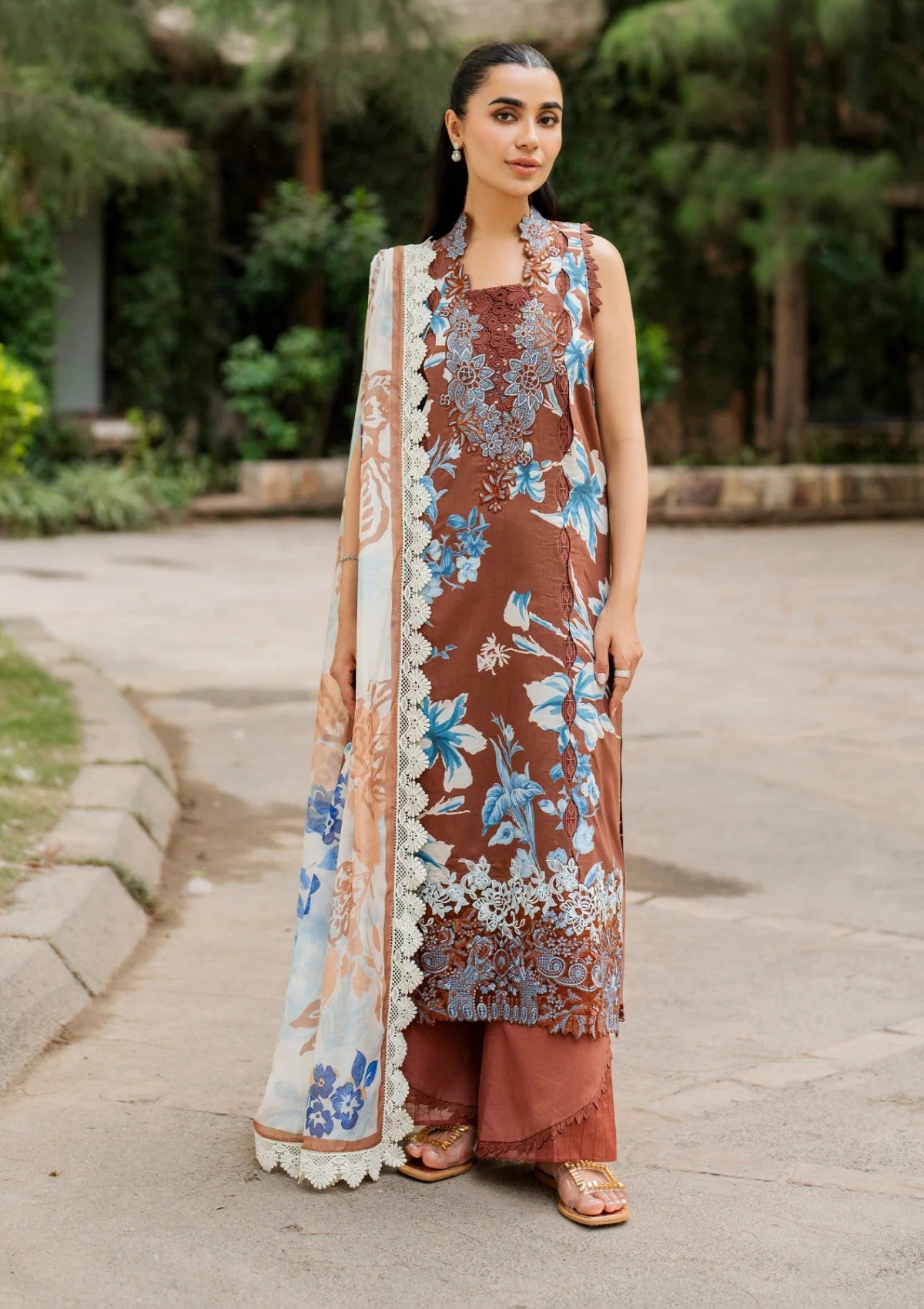 Lawn - Asifa & Nabeel - Meraki - Summer 26 - MSSL#08 - Sun-Kissed Sand – Saleem Fabrics Traditions