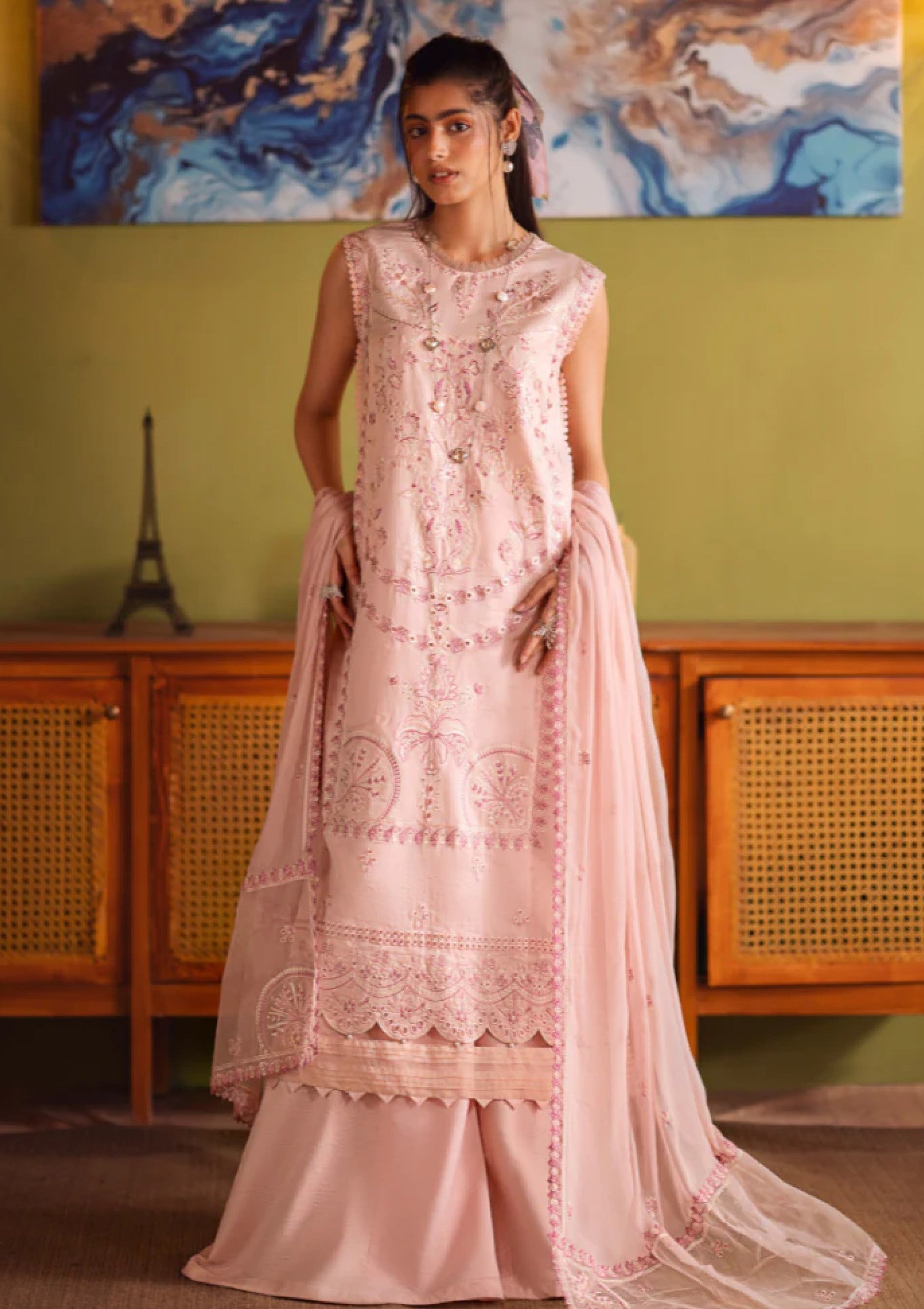 Lawn - Humdum - Lalarukh 25 - D#02 – Saleem Fabrics Traditions