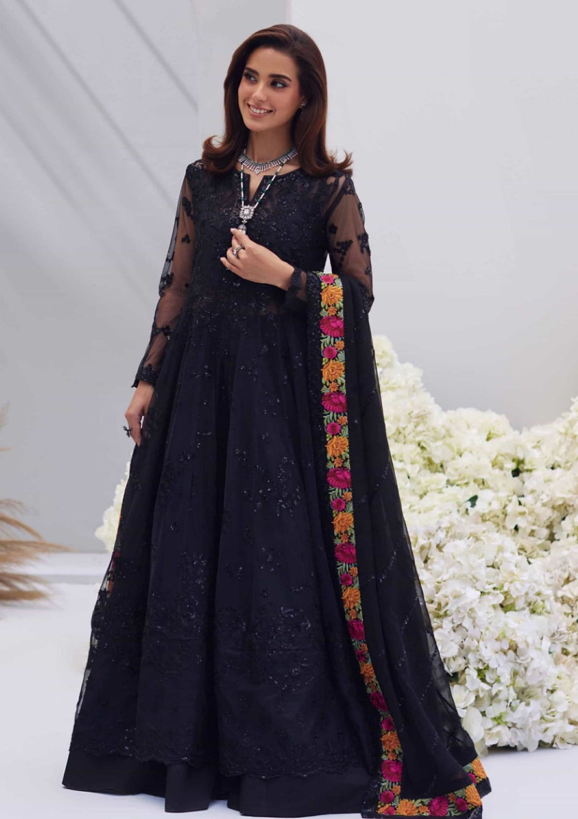 Maxi Dresses Pakistan: Find Your Perfect Style – Saleem Fabrics Traditions