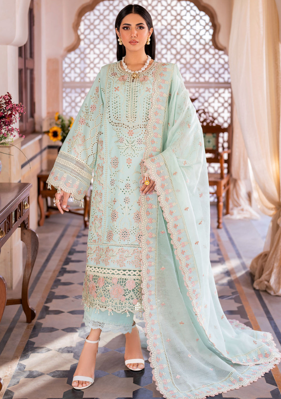Akbar Aslam – Saleem Fabrics Traditions
