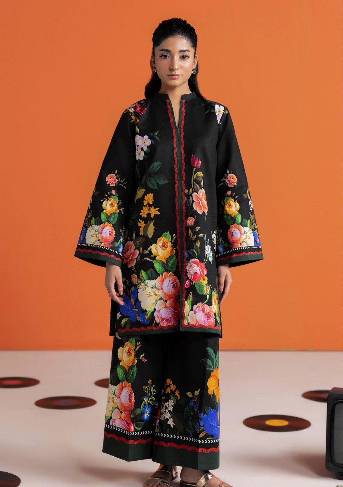 Lawn - Rajbari - Amal 26 - Summer Prints - Drop 1 - D#02 – Saleem ...
