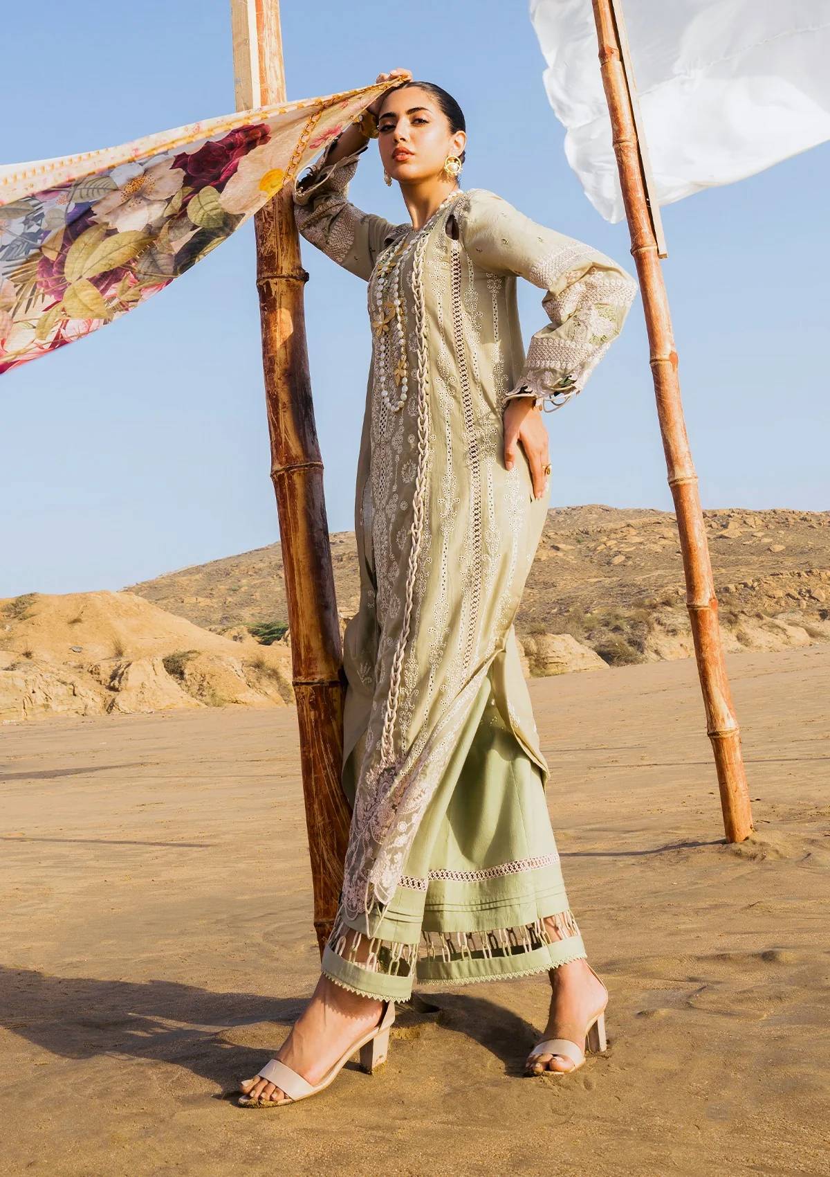 Lawn Collection - Elaf Premium - Hai Kuch - EK24#08 - Pur Shokh ...