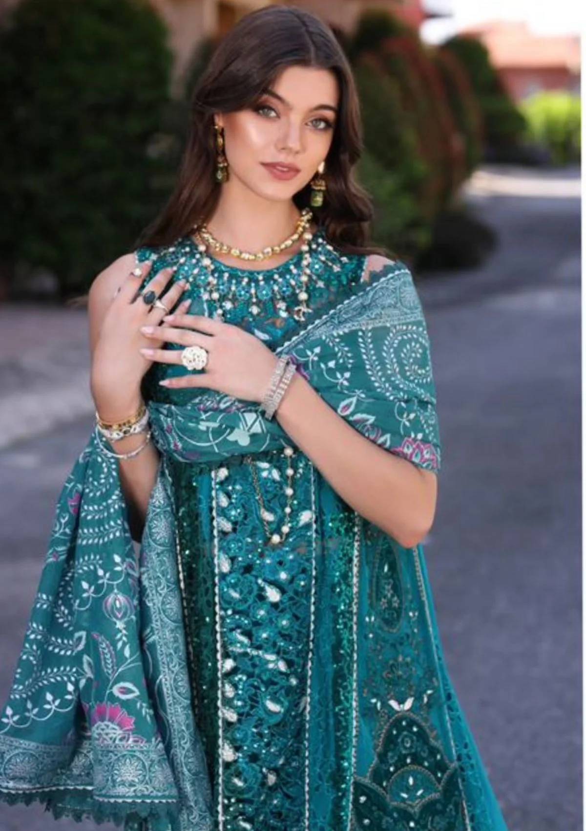 Formal Collection - Noor - Saadia Asad - Handwork - Laserkari - SAH#8 ...